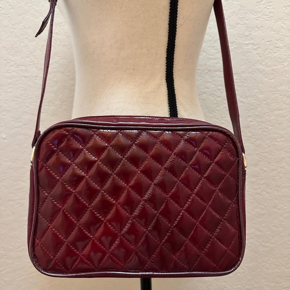 Lee Sands | Bags | Vintage Lee Sands Genuine Eel Skin Purse Quilted Red ...